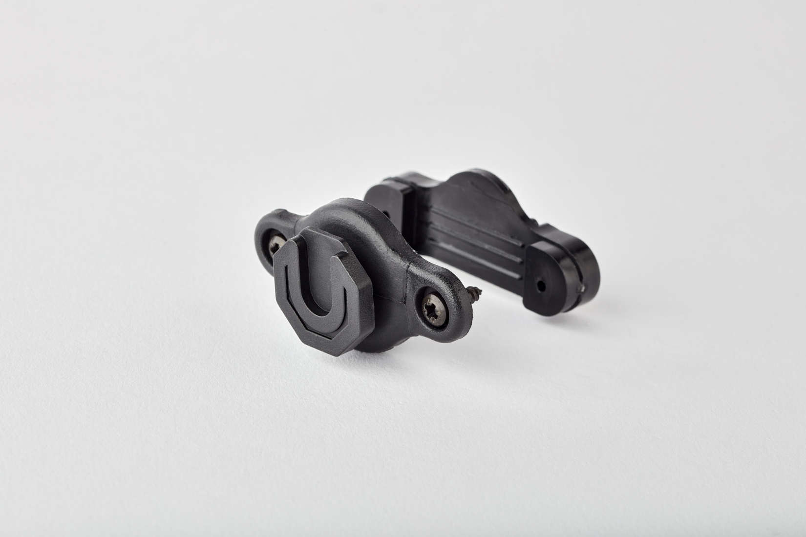 Klick Fast Stud Belt Clip - Peter Jones (ILG)
