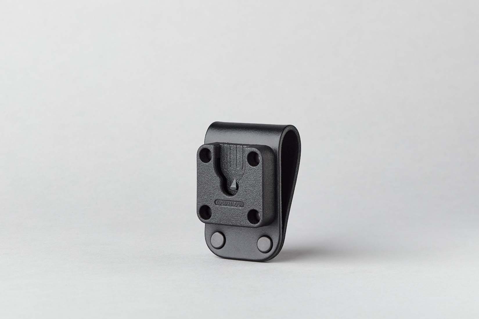 Klick Fast Dock on Leather Belt Loop - Peter Jones (ILG)